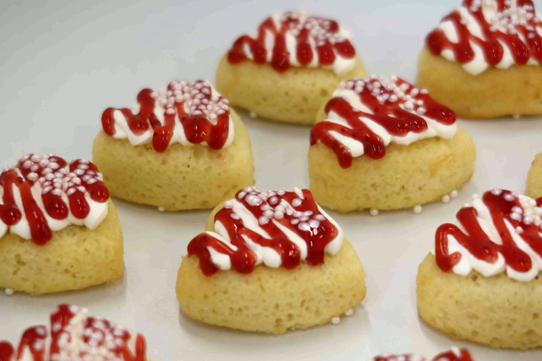 Parve: Miniatures – Falkowitz Cakes & Desserts